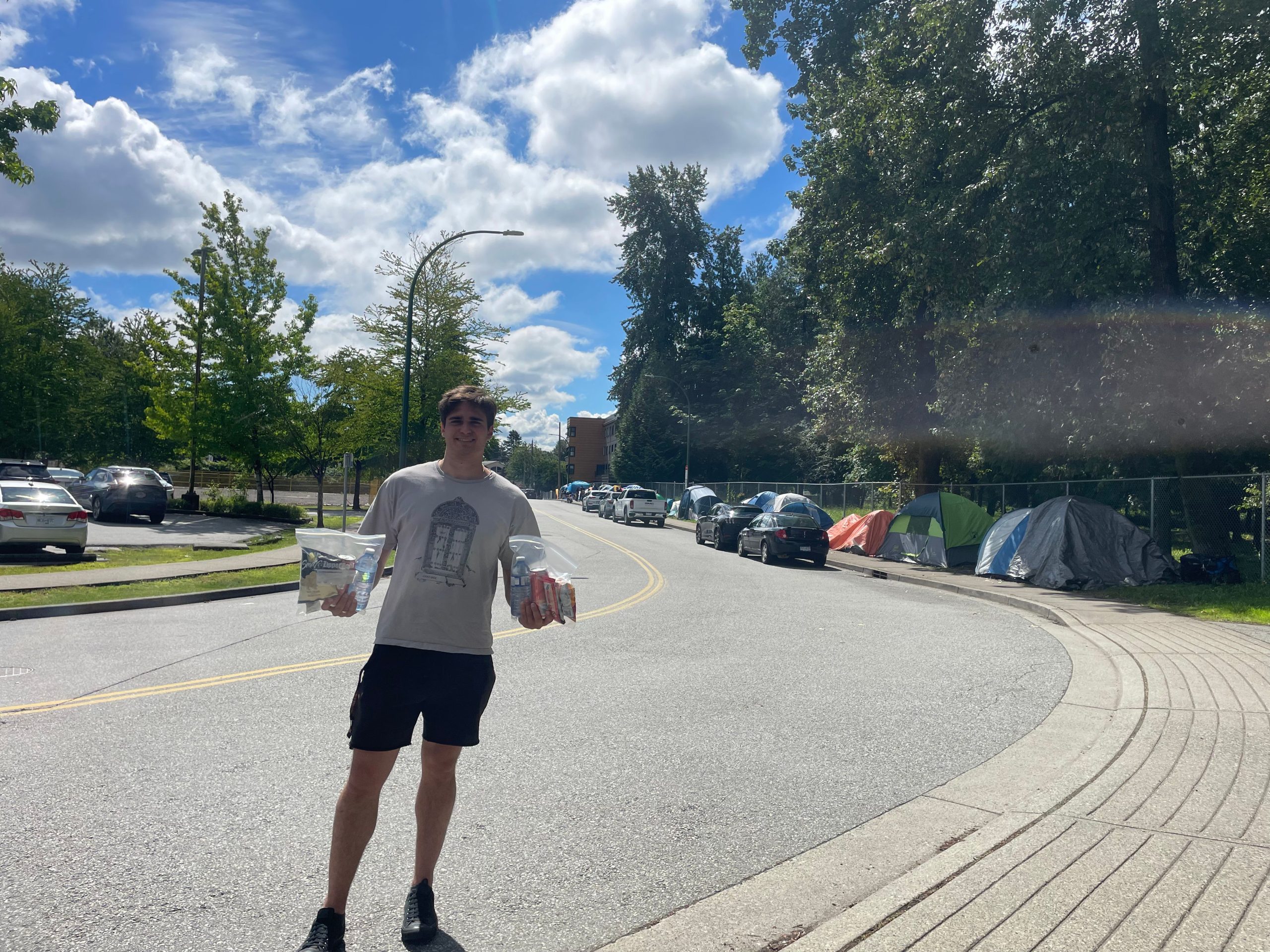 Homelessness, snack packs, and the ‘Lifeguard’ of Gordon Avenue – Tri ...