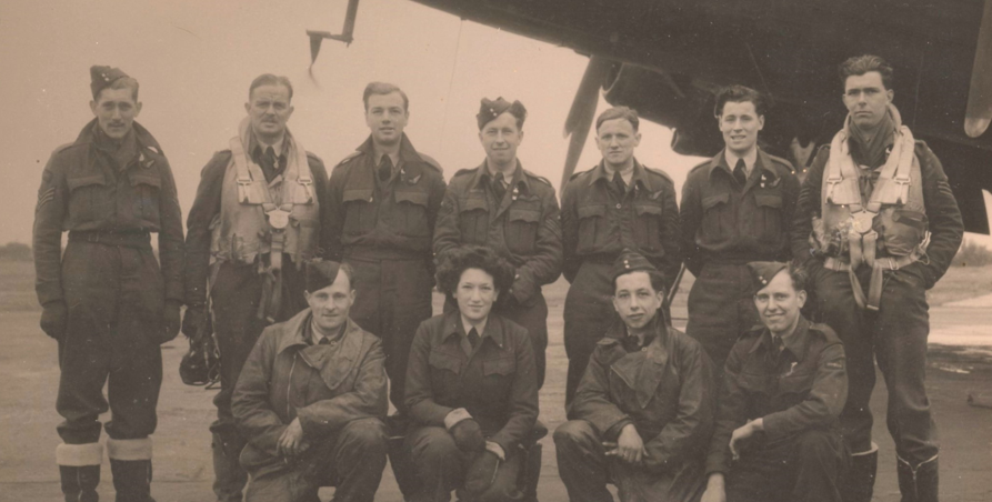 Daughter to celebrate pilot father’s 100th birthday by arranging a ...