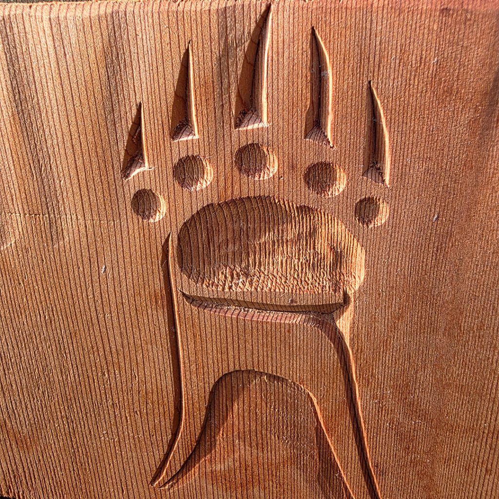 House post raised on Shoreline Trail – Tri-Cities Dispatch